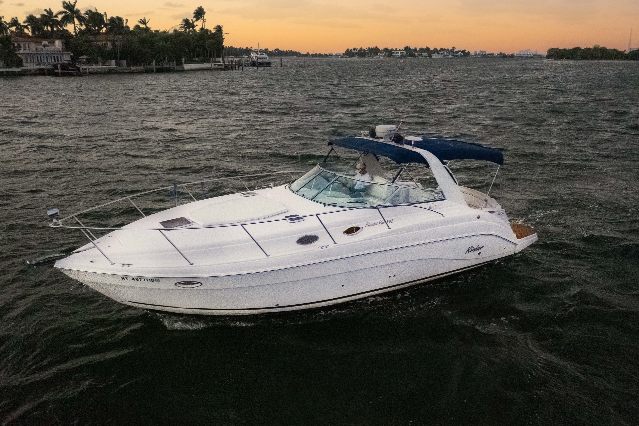 Rinker 37 “NEXT“ - Ellipsis Boat Rentals